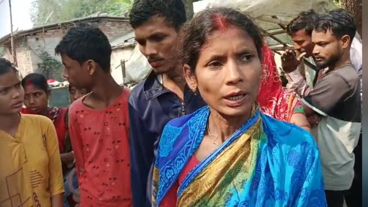 Khejuri: রাজনৈতিক নয়, রঙিন খেলায় মেতেছিলেন খেজুরির তৃণমূল কর্মী, আর ...
