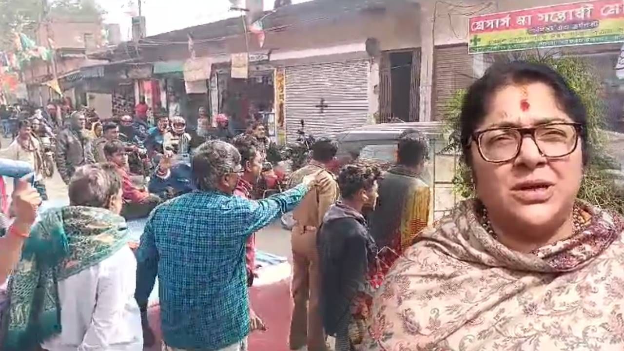Locket Chatterjee: ধনেখালিতে হনুমান পুজো লকেটের, বিজেপি সাংসদকে দেখে ...