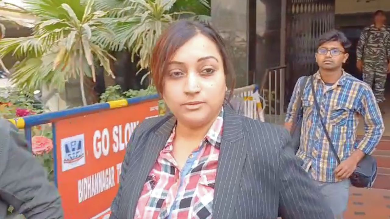 Sandeshkhali Attack Case: সন্দেশখালি-কাণ্ডের তদন্তের মাঝেই সরানো হল বসিরহাটের DSP সানন্দা ...