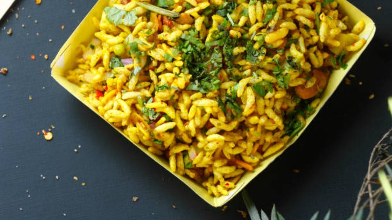 Classic chalbhaja recipe: ফুটন্ত তেলে ভাতের চাল ফেলে বানিয়ে নিন দারুন ...