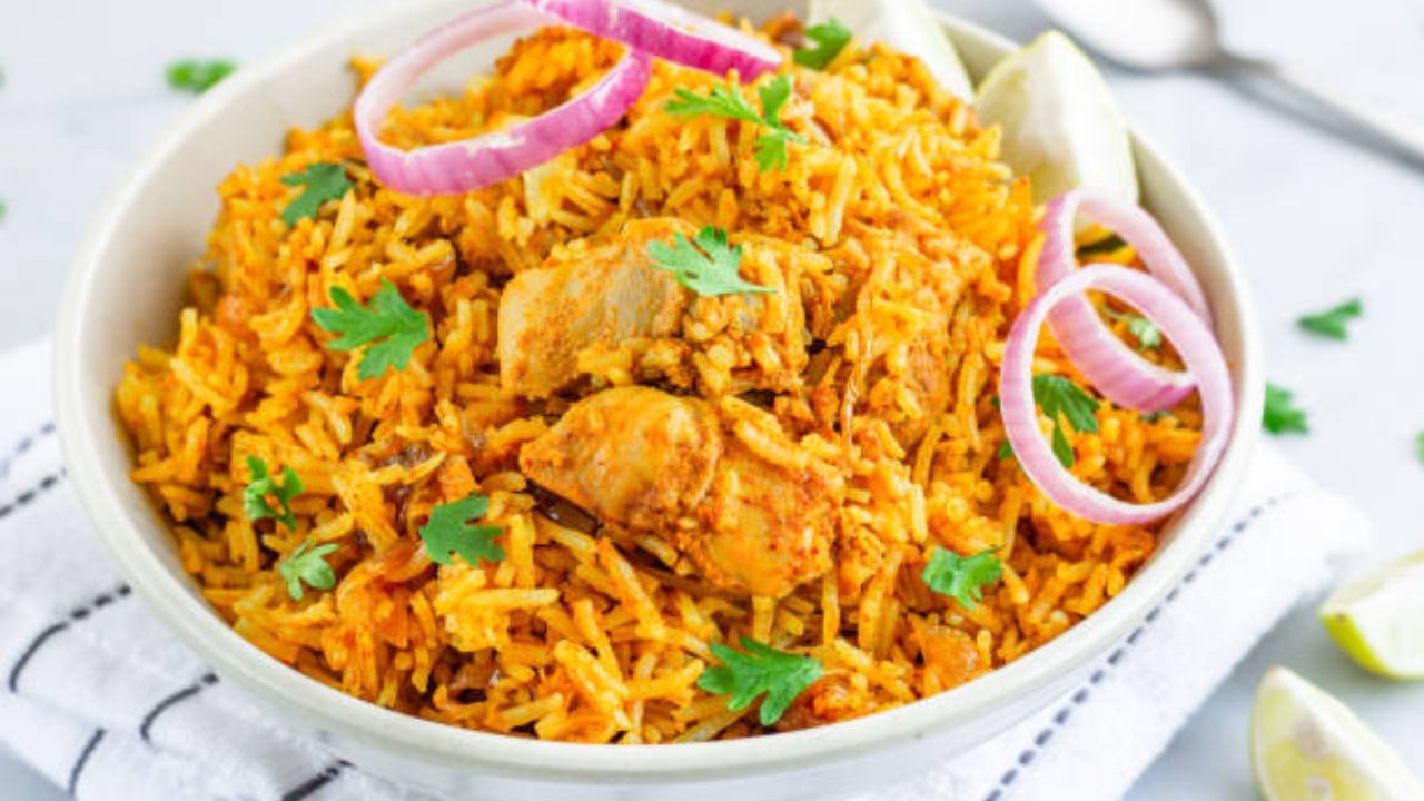 Chicken pulao recipe bengali: বাংলাদেশের মোরগ পোলাও ঠিক ভাবে বানিয়ে ...