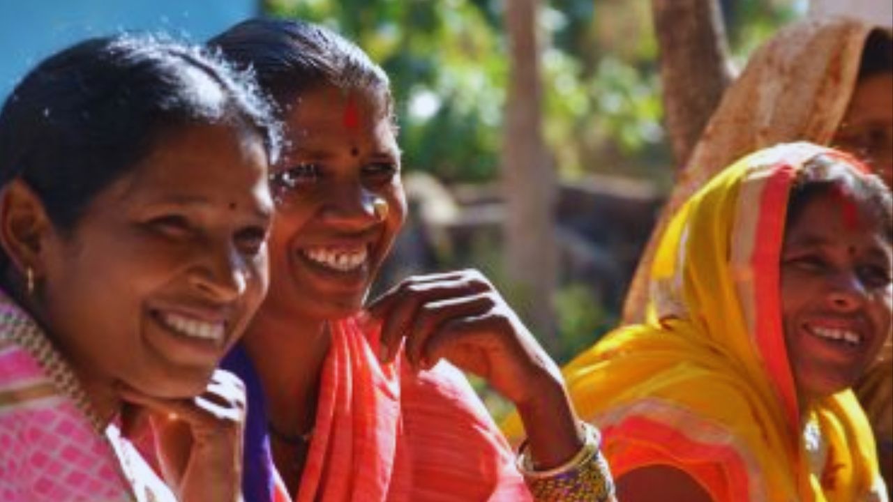 Govt Scheme for Women: মেয়েদের জন্য মোদীর 'লক্ষ্মীর ভাণ্ডার' কোনগুলি ...