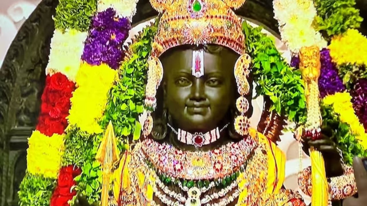 Ram Mandir-Ayodhya: সূর্যের আলো গর্ভগৃহে প্রবেশ করে সোজা পড়বে রামলালার কপালে, এবার রামবনমীতেই ...