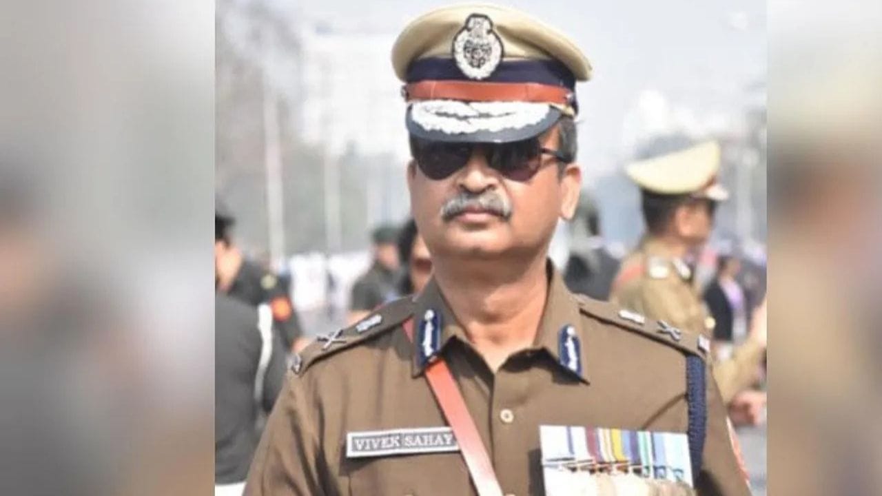 DG-WB Police: সরানো হয়েছিল মুখ্যমন্ত্রীর নিরাপত্তার দায়িত্ব থেকেই ...