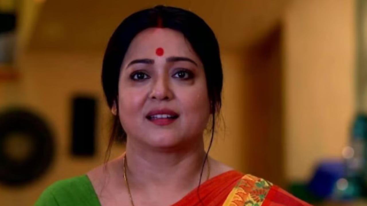 সিনেমাপাড়ার কোণায়-কোণায় তাঁকেই প্রথমে খোঁজেন, না পেলেই হাহাকার ...