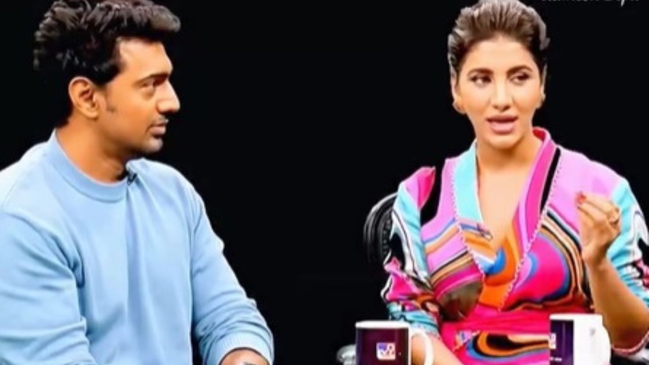 ছলছল চোখে প্রেমিকা রুক্মিণীর কাছে কী চাইলেন দেব? ফেরাতেই পারলেন না অভিনেত্রী - Bengali News ...