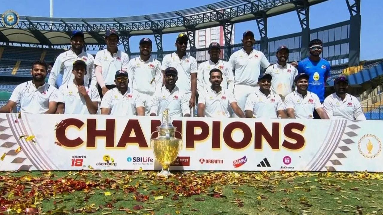Duleep Trophy: দলীপের প্রথম রাউন্ড থেকে ছিটকে গেলেন দুই পেসার, বিশ্রাম ...