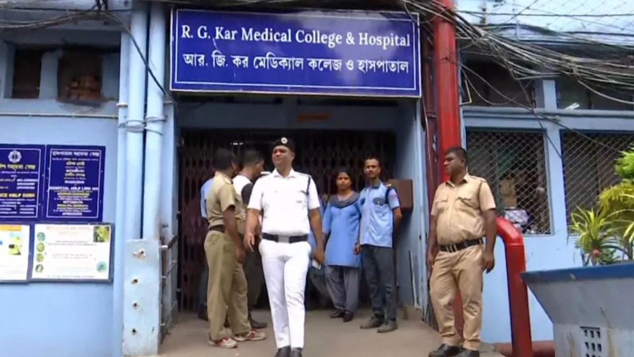 RG Kar Medical: ১৪ তারিখ কারা দিনরাত ডিউটিতে ছিলেন, জানতে চায় সিবিআই ...