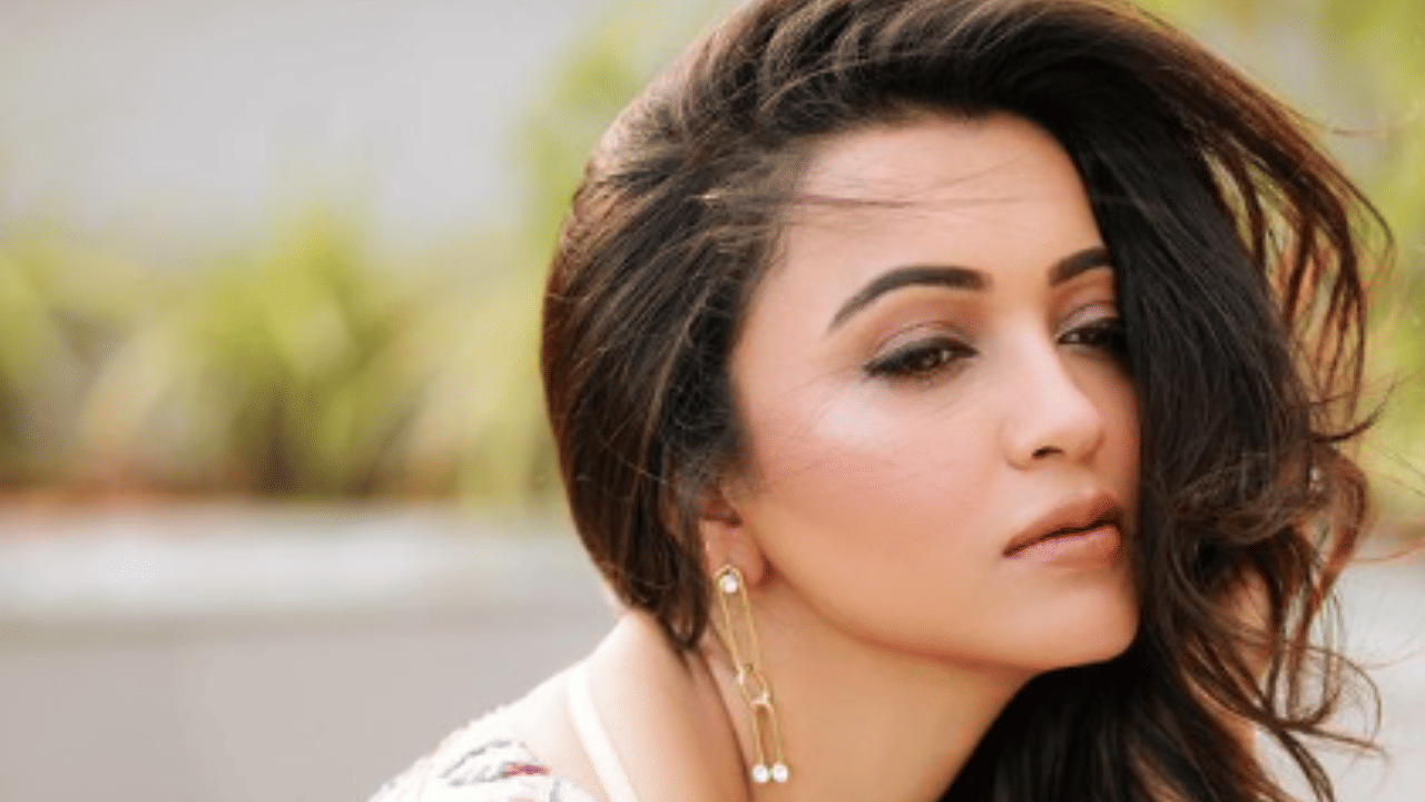'অনেক লাথি, ধাক্কা...' কোন ভুলে এই অবস্থা হয় কৌশানীর? | Koushani ...