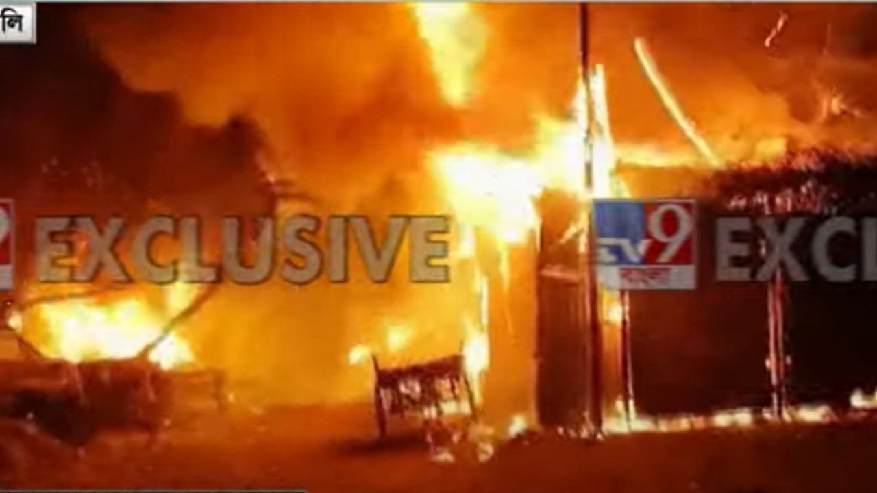 Bally Fire: বিধ্বংসী আগুন বালিতে, দাউদাউ করে জ্বলল ঝুপড়ি, ঝলসে গেল ...