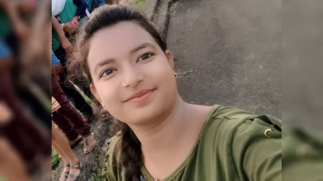 Durgapur: আত্মহত্যা মানতে পারছে না পরিবার, দুর্গাপুরে মেডিকেল কলেজে ছাত্রীর দেহ উদ্ধারে ঘনাচ্ছে ...