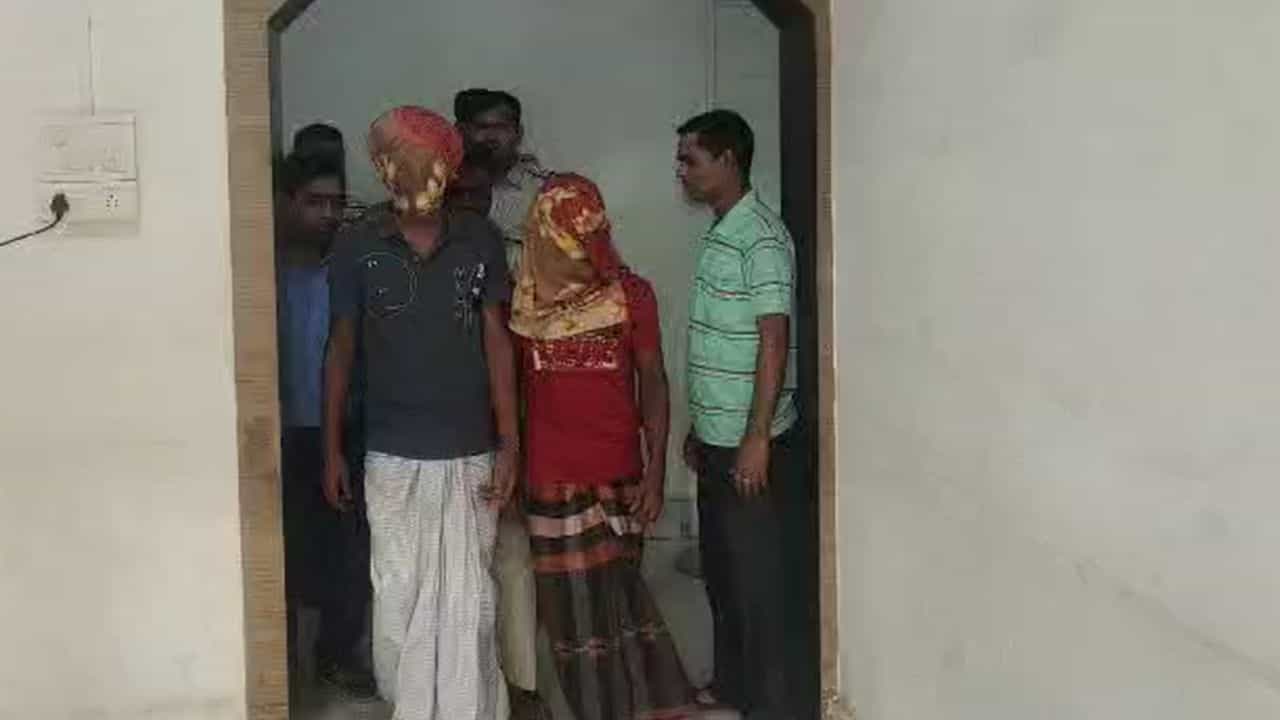 Fake notes seized: সামশেরগঞ্জে লক্ষ লক্ষ টাকার জালনোট বাজেয়াপ্ত ...