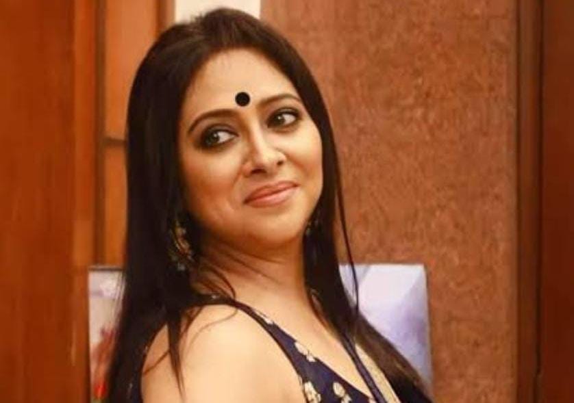 নিজের সাক্ষাৎকার নিজেই নিয়েছিলেন কেন অঞ্জনা বসু? | Anjana Basu ...