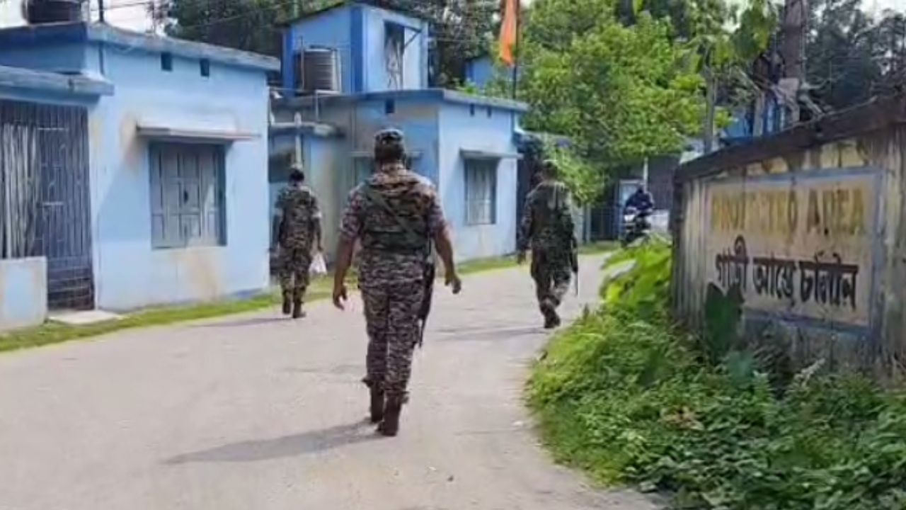 CBI in Jalpaiguri: বৃহস্পতির সকালে হঠাৎ পুলিশ কর্মীর বাড়িতে হাজির CBI ...