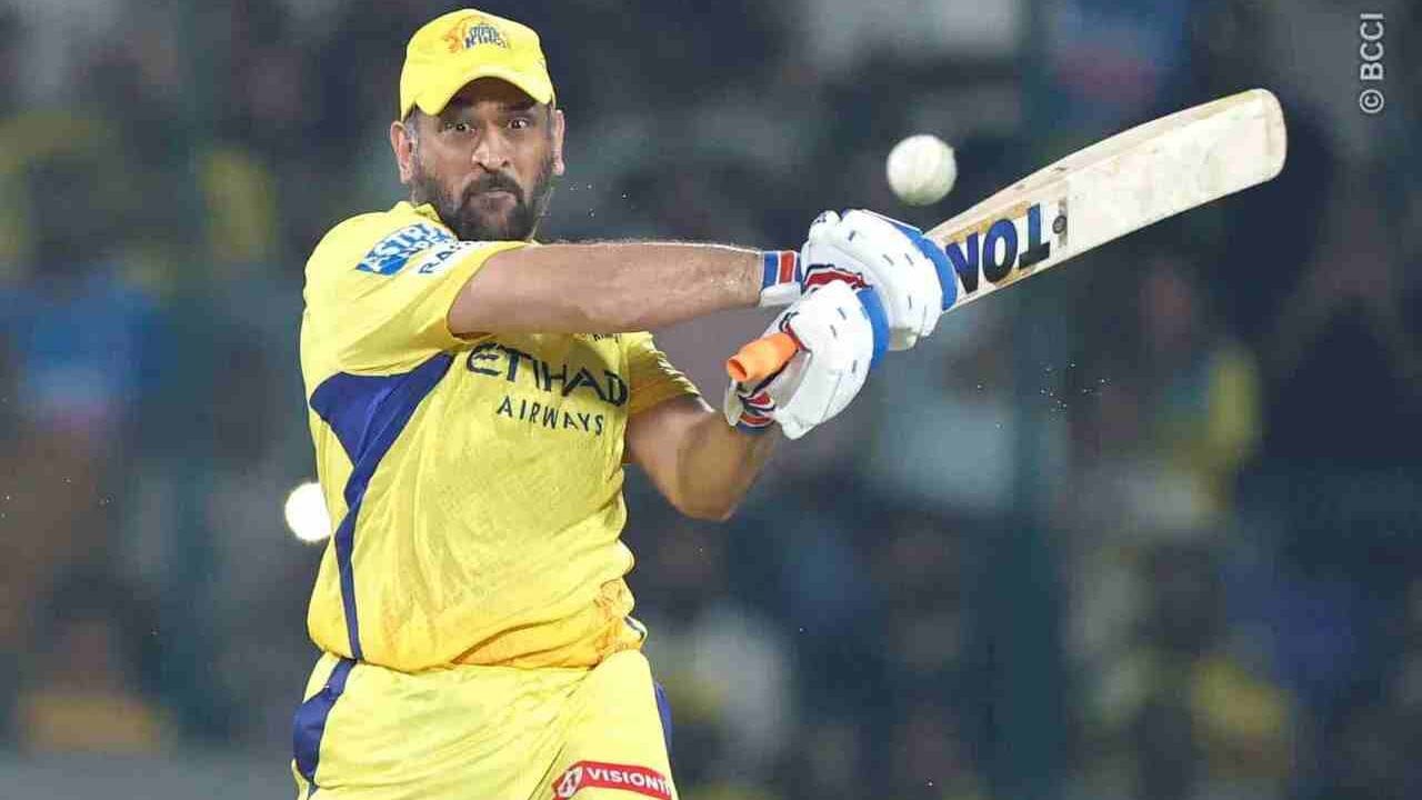MS Dhoni Record: টি-টোয়েন্টিতে ছয় মারার রেকর্ড, বিরাট-রোহিতের পাশে ৪৩-এর ধোনি - Bengali News ...