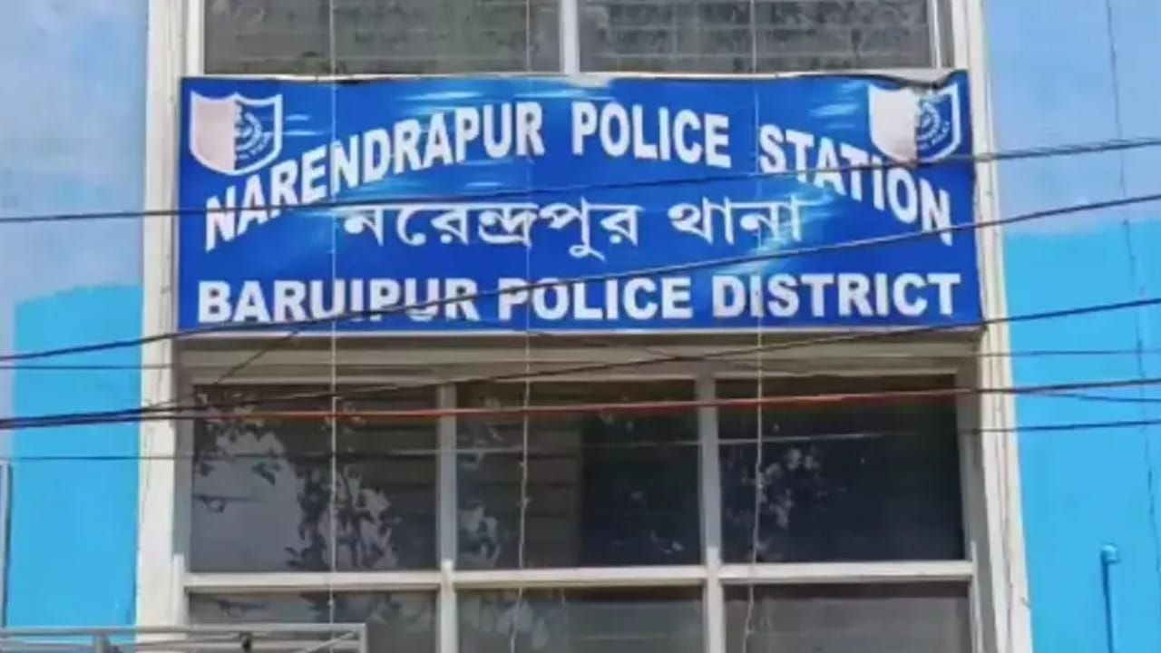 Narendrapur: মুখে বন্দুক ঢুকিয়ে ভয় দেখানোর অভিযোগ, ফাটল মাথা! মাঠ ...