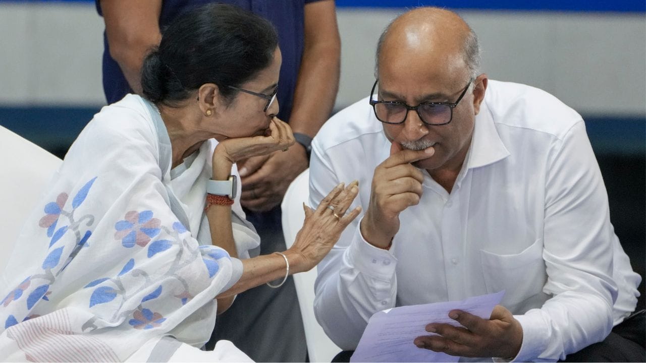 Chief Secretary: শেষ হয়েও হইল না শেষ... মুখ্যসচিব পদে আরও ৬ মাস মনোজ ...