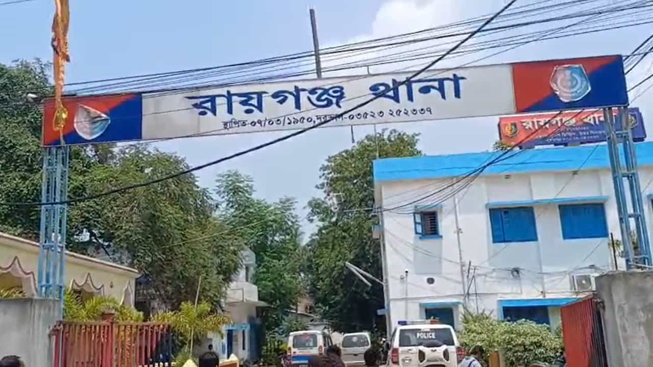 Raiganj: রায়গঞ্জে গৃহবধূকে ধর্ষণের অভিযোগ, প্রাণে মেরে ফেলার চেষ্টা ...