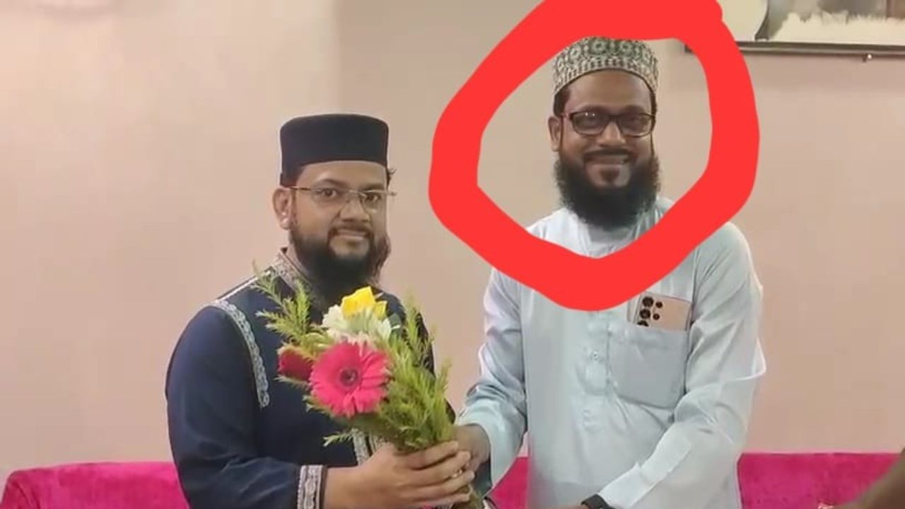 Hooghly: 'টুপি পরে দাড়ি রেখে যা করা যায়, তা টুপি ছাড়া করা যায় না ...