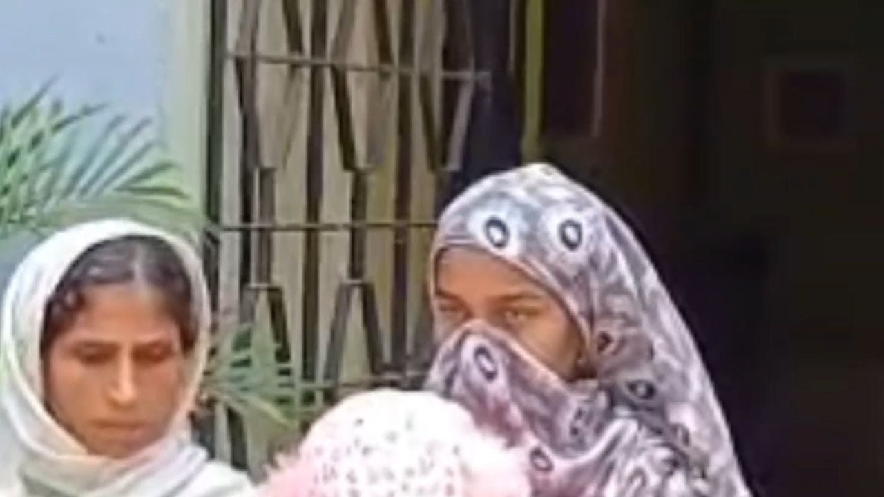 Burdwan: একই নামে দুই গ্রাম! বাড়ি ফিরতে গিয়ে নাবালিকা যেখানে পৌঁছল... - Bengali News | Burdwan ...