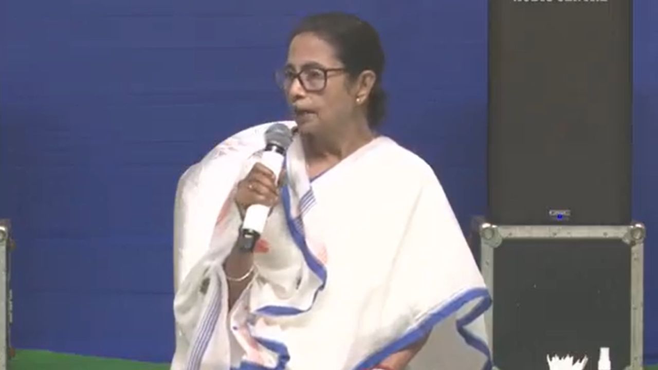 Mamata Banerjee: ১০০০ লোককে ট্রেনিংয়ের জন্য দিল্লি নিয়ে গিয়েছে, আমি জানতাম‌ই না‌: মমতা ...
