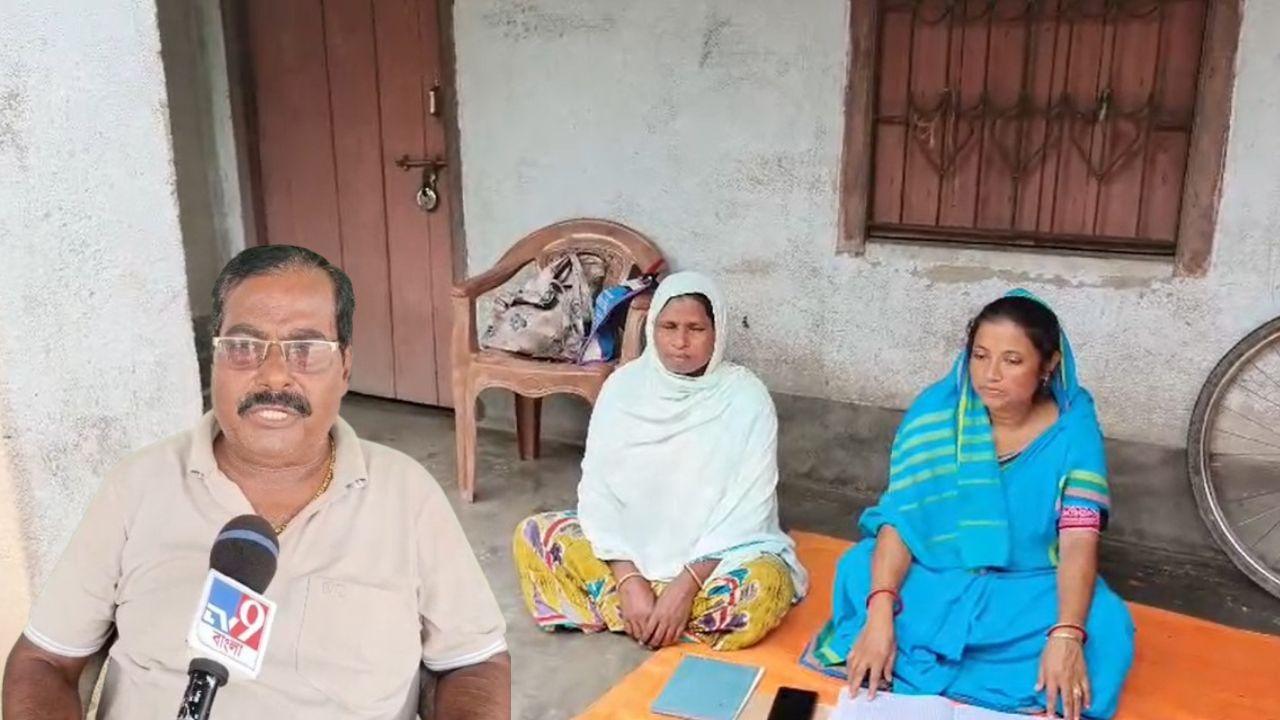 Nadia: পছন্দ হয়নি শিক্ষিকাকে, স্কুলে তালা মারলেন তৃণমূল নেতা - Bengali News | TMC leader ...