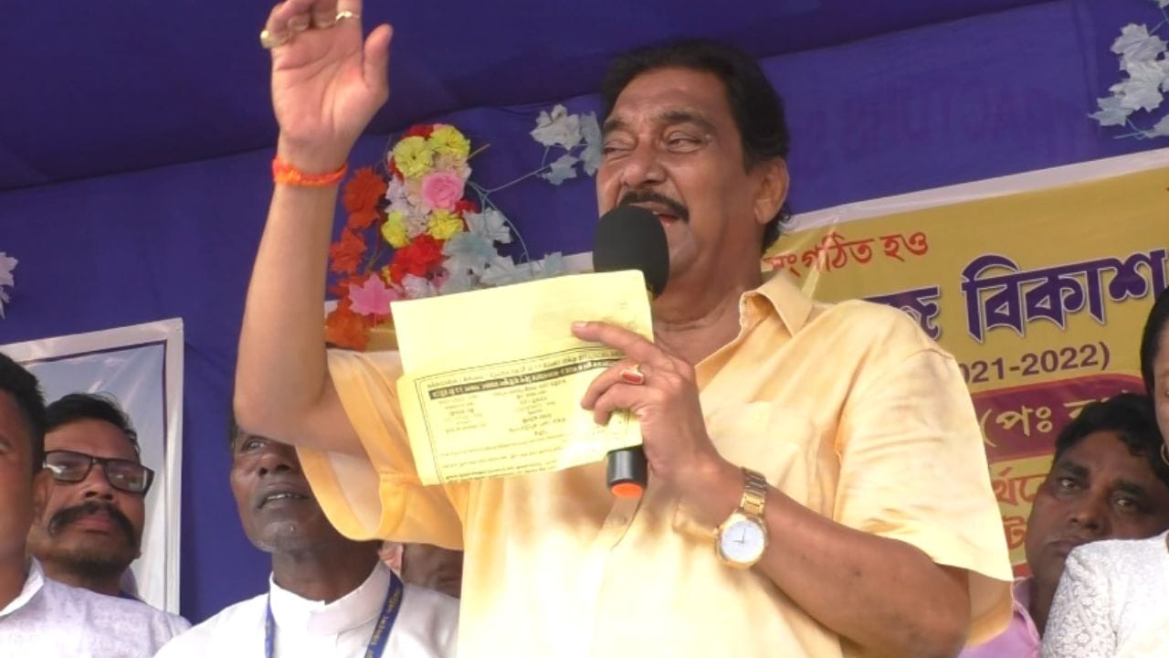 TMC MP Arup Chakrobarty: 'ঢাকিদের বাংলাদেশি বলে গ্রেফতার করা হলে আগুন ...