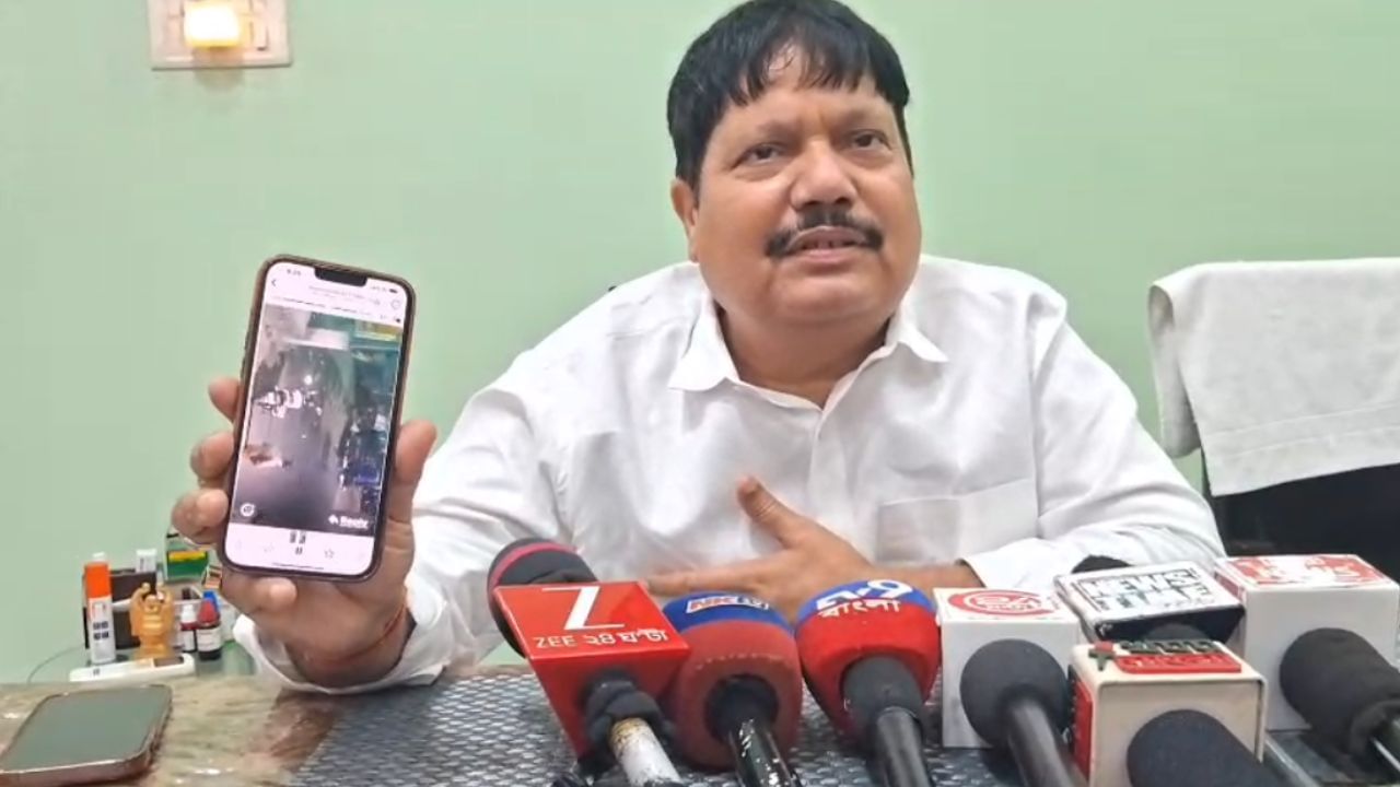 Arjun Singh: প্রথমে বোমা, তারপর গুলি! অর্জুন সিংয়ের বাড়ির সামনে মধ্যরাতে চলল তাণ্ডব, বড় ক্ষতি ...