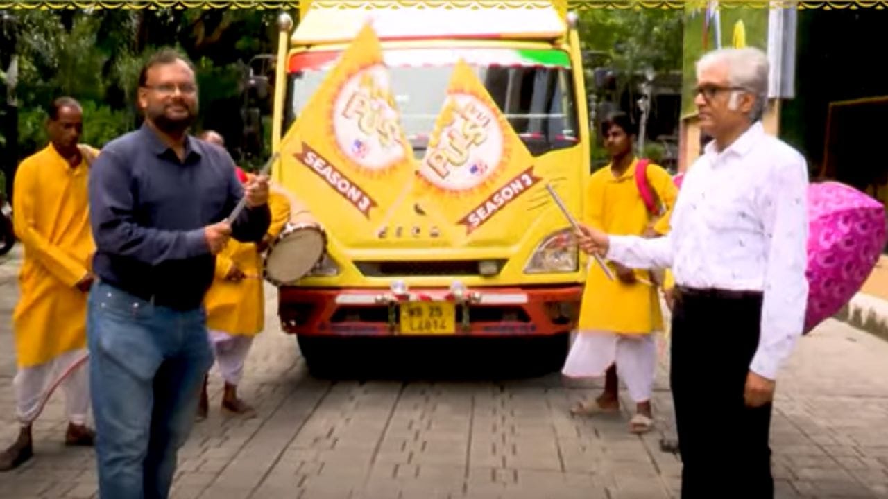 Pujoy Pulse 2025: পুজোয় পালস ফেরাবে ছোটবেলার গন্ধ? কী অর্থ এই বছরের থিম 'গোল কা মোলের ...