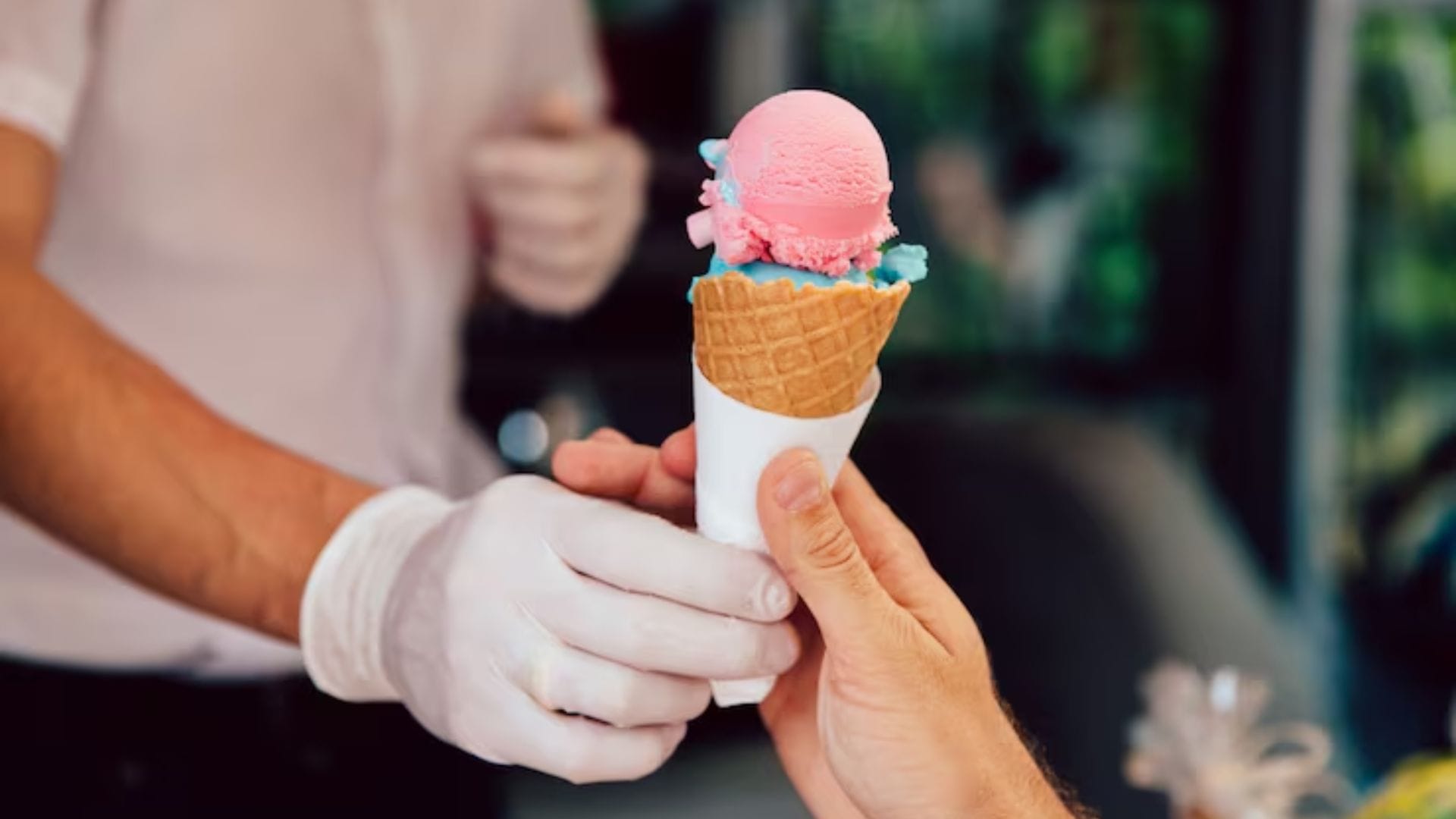 Ice Cream Health Risks: স্বাদে অমৃত কিন্তু স্বাস্থ্যে বিষ? গরমের ...